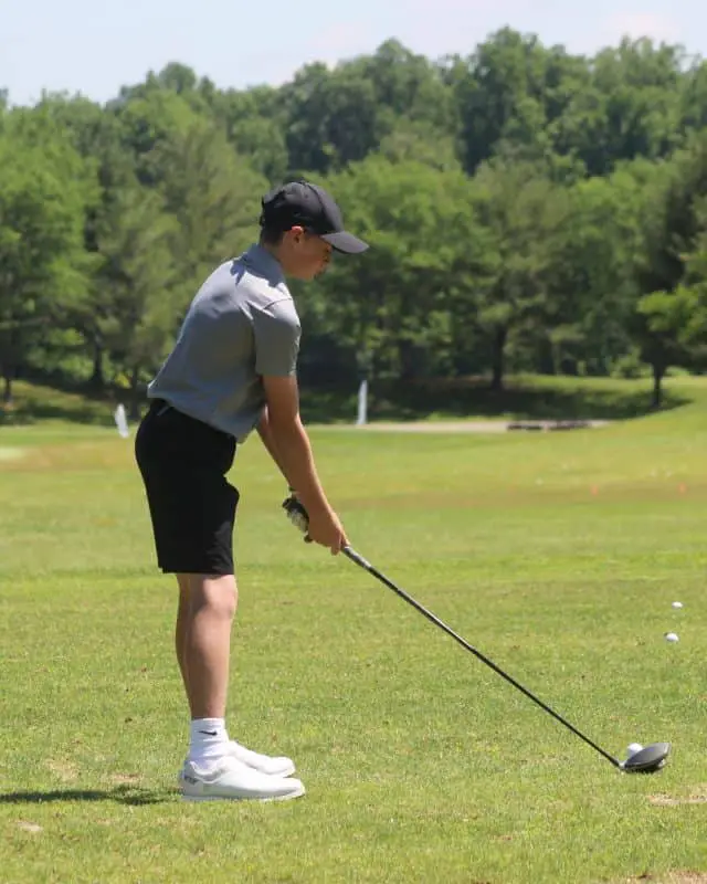 Golf Chipping Drills For Beginner - Game Changing Shift