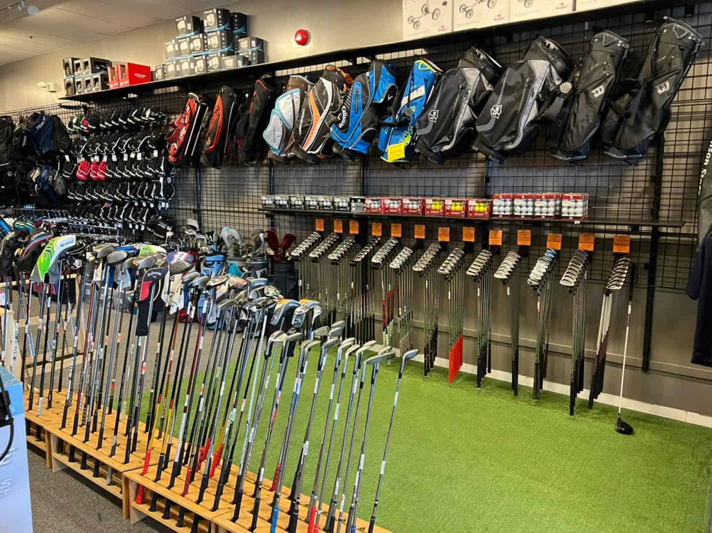 How to Play Golf for Beginners - A Comprehensive Guide